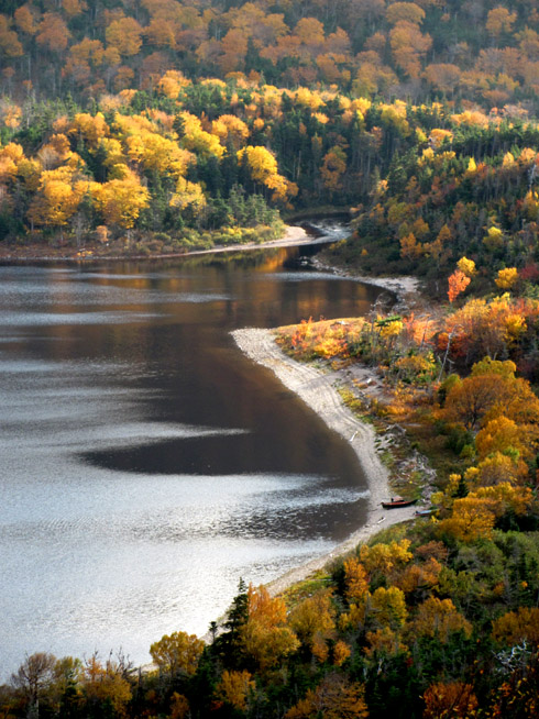Autumn Day Trek To Little Codroy Pond – IATNL
